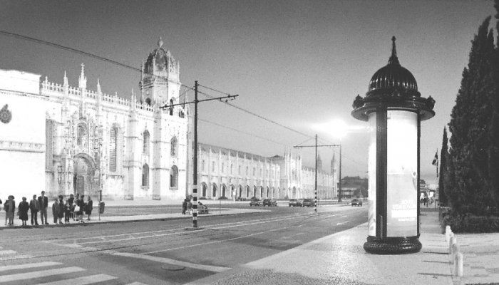 La colonne Morris : un support publicitaire historique et mythique ...